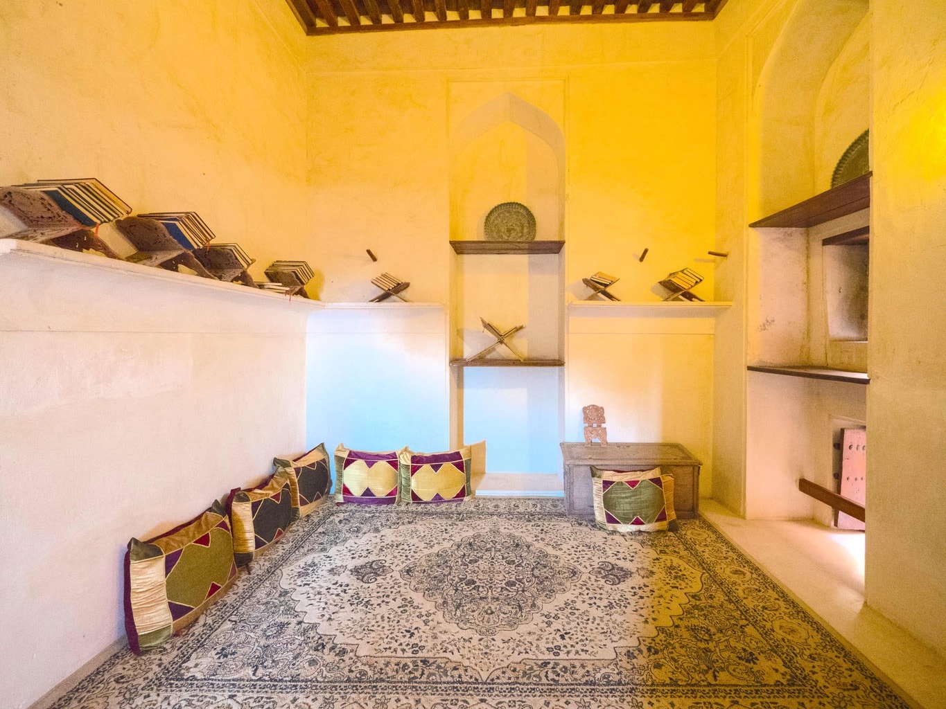 A visit to Oman’s Jabreen Castle (with suggested itinerary and tours)