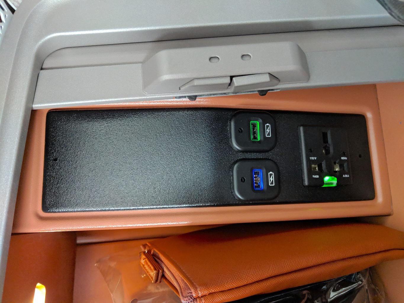 Review of Singapore Airlines Boeing 787-10 Business Class - Once In A ...